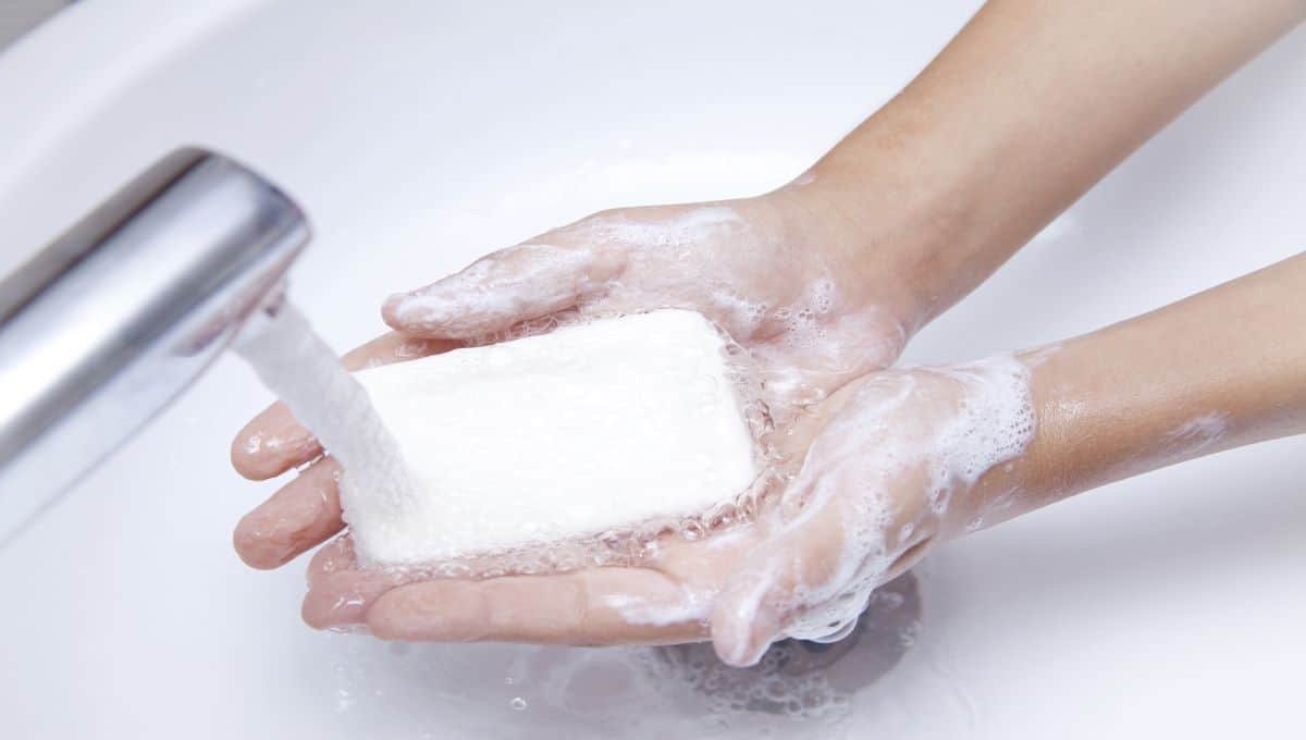 How To Remove Beard Dye: 9 Fool-Proof Methods To Learn Today - A Smooth ...